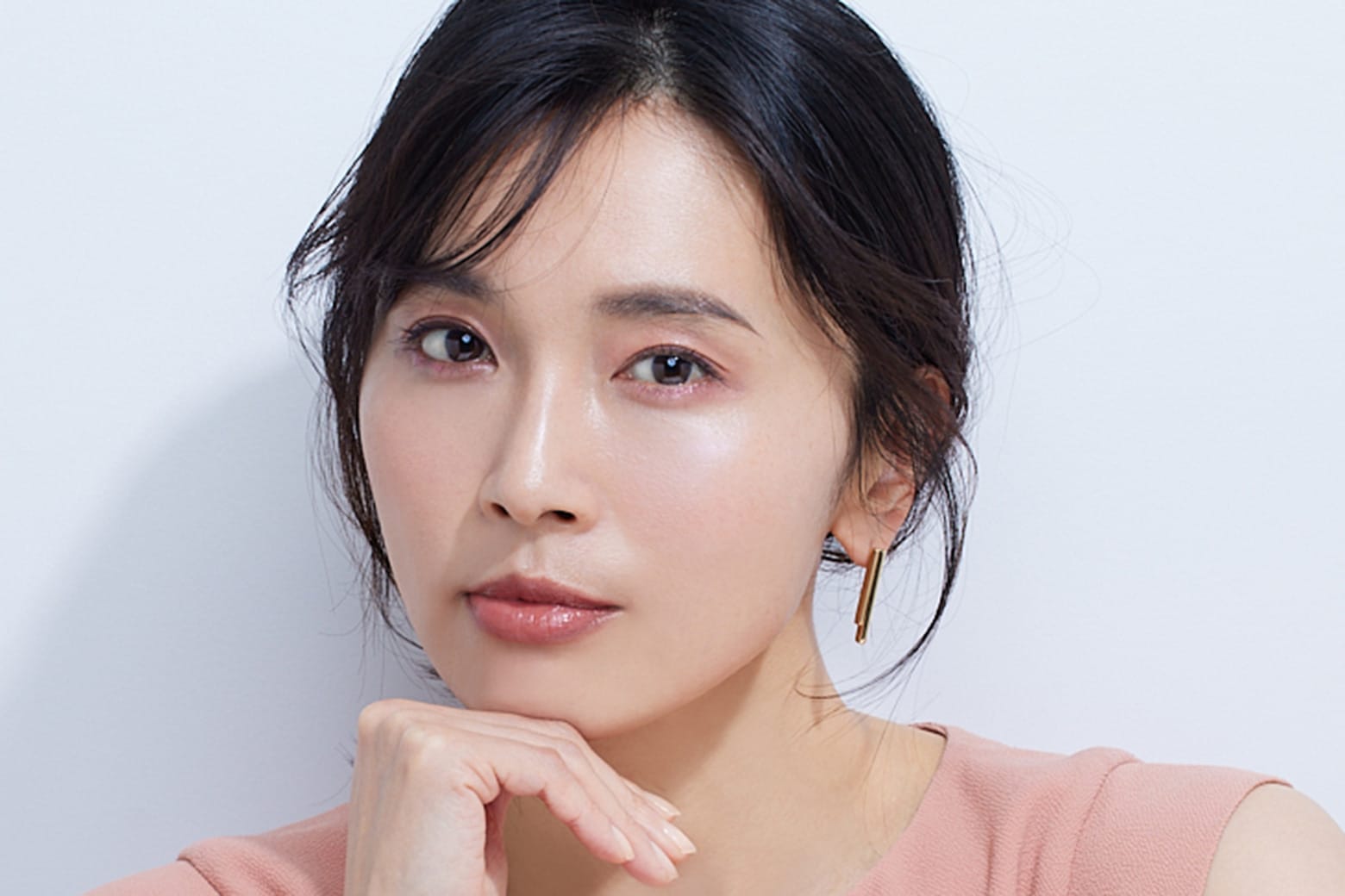 【40代のメイクアップデート塾 vol.1】目もとのくすみ、くぼみ、たるみをカラーメイクで解決！｜PiCKFUL｜ワタシプラス/資生堂