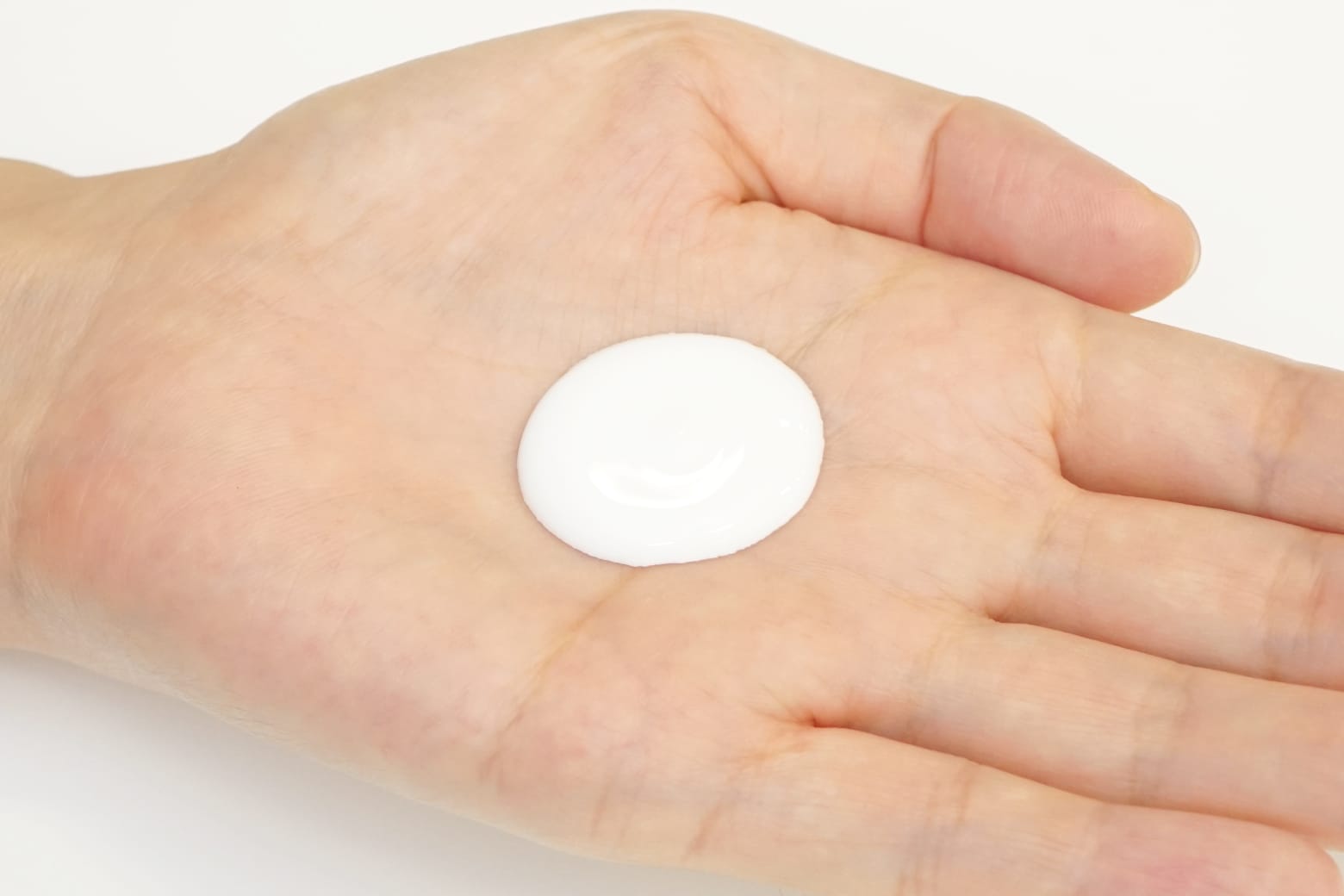 最新アイテムで【角層ケア】夏の終わりこそHAKUの出番です！｜PiCKFUL｜ワタシプラス/資生堂