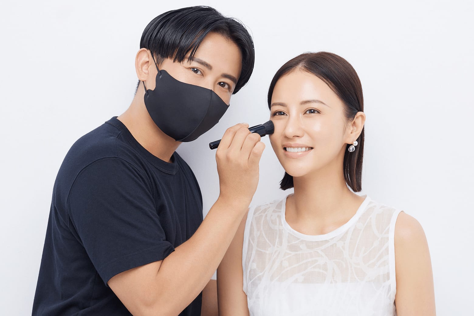 【小田切ヒロさんのダメ出し塾Vol.2】ベースメイクの「なんか変」を徹底解決!｜PiCKFUL｜ワタシプラス/資生堂